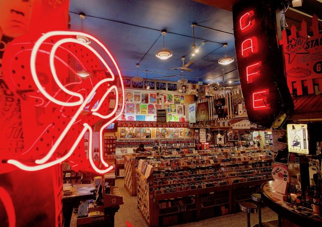 Easy Street Records celebrates 30 years